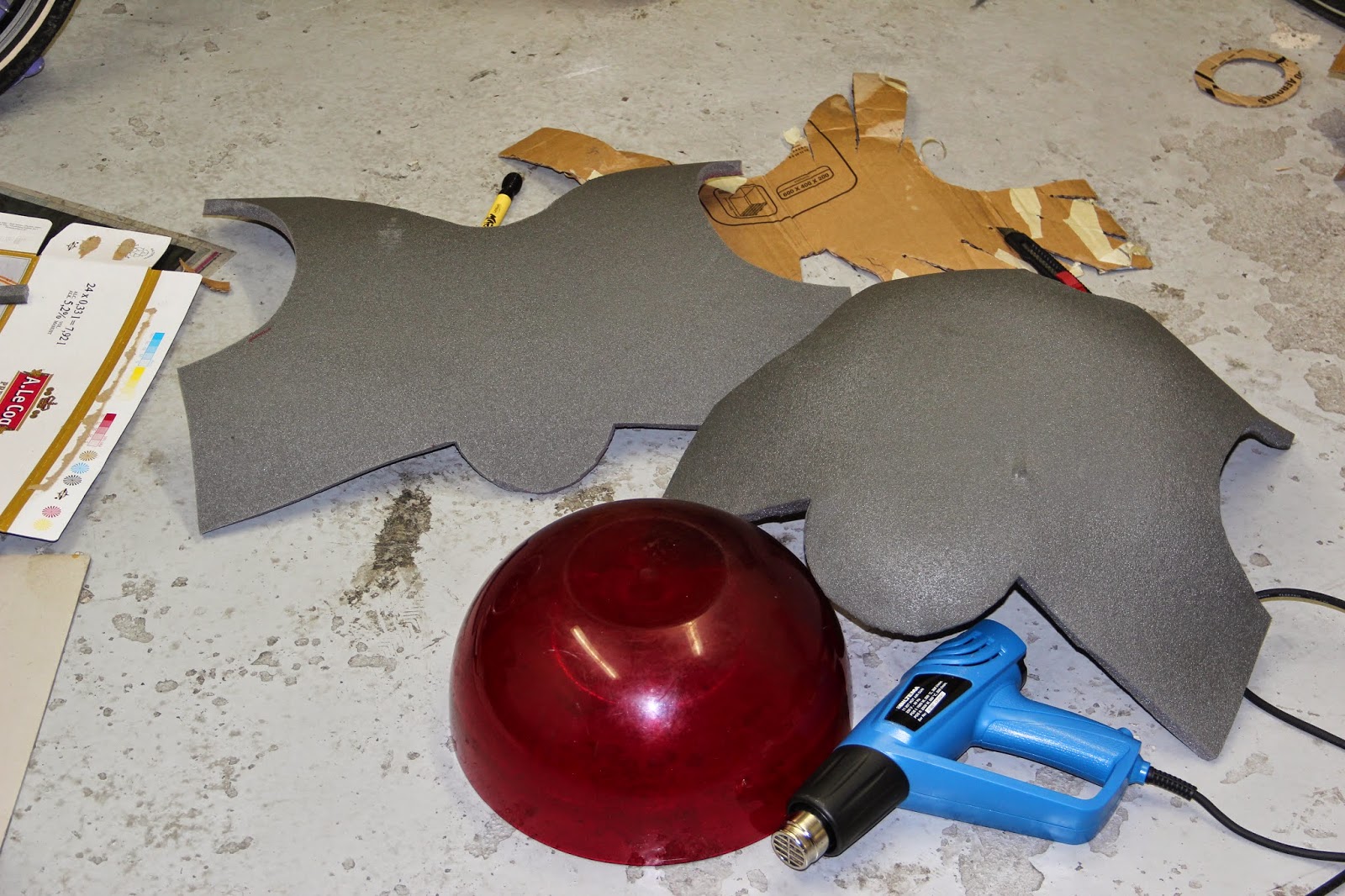 Superhero Boombox Outfit: Making the armor for the Boombox Outfit 1/2