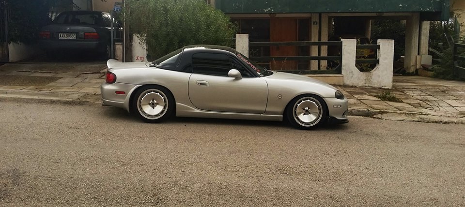 JDMbits: The JDMbits NB Miata!