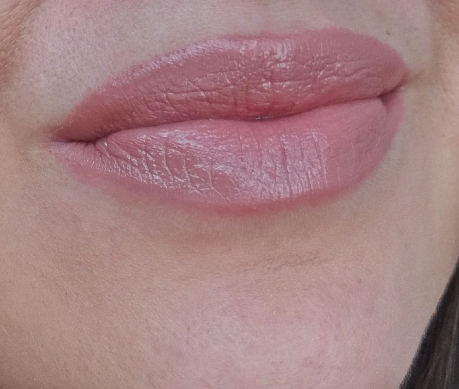 Avon Ultra Beauty Lip Stylo ruž za usne - Fairy Nona