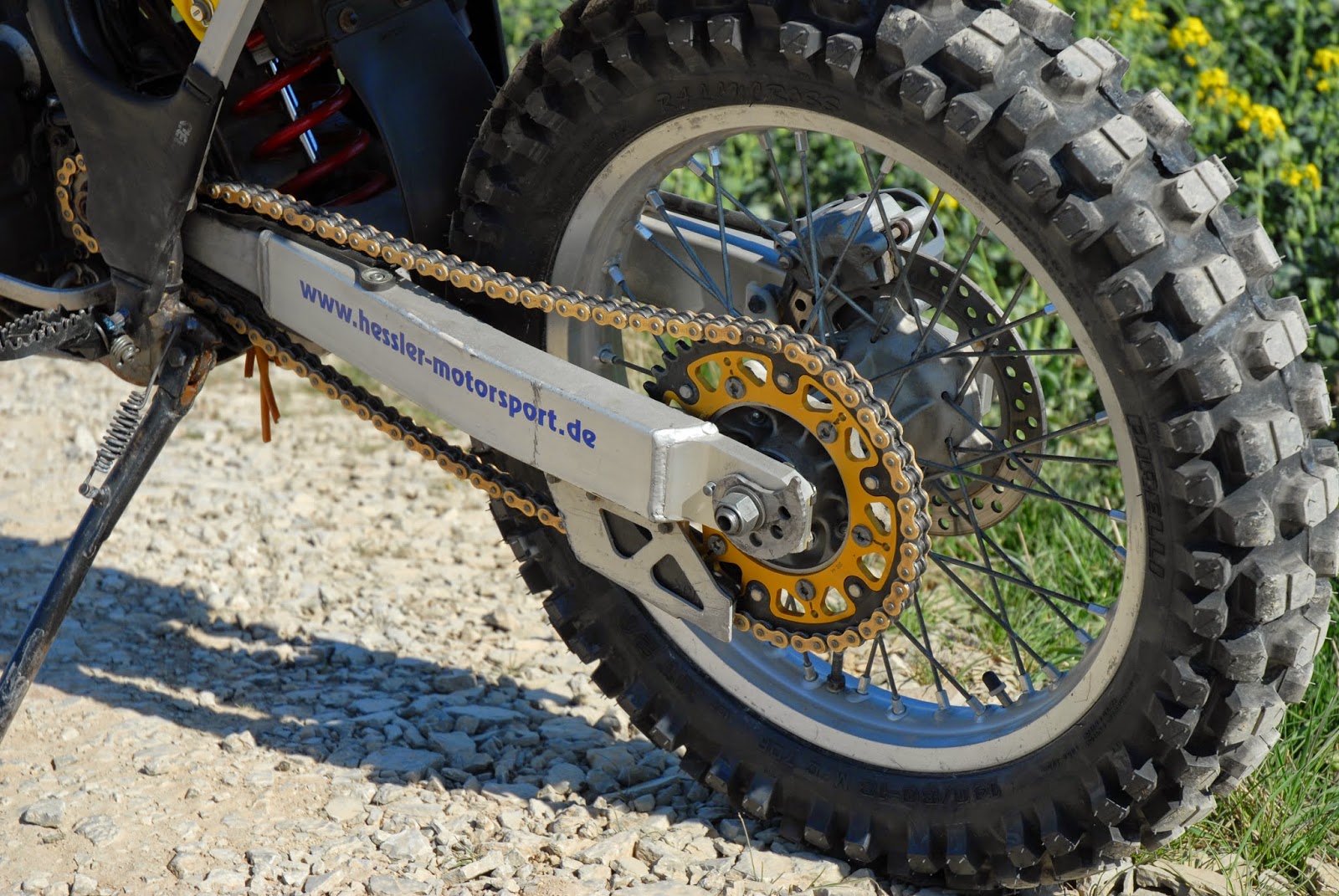 Der SUZUKI DR RALLYE & DR CUSTOM BIKE BLOG: HESSLER RALLYE DR-Z 400