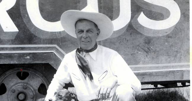 Buckles Blog: #6 Wallace Bros.