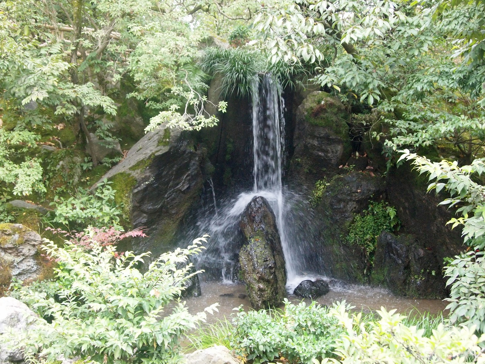 TRAVEL IN A GARDEN: Three Japanese waterfalls.