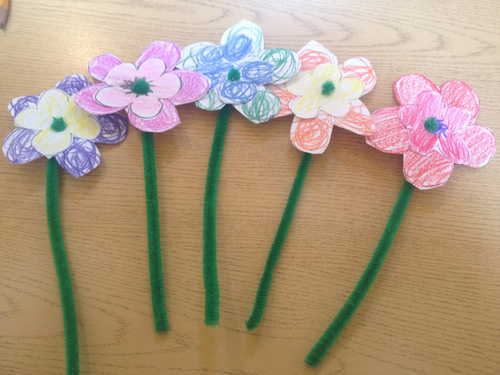 Evergreen Montessori House: Wildflower Craft