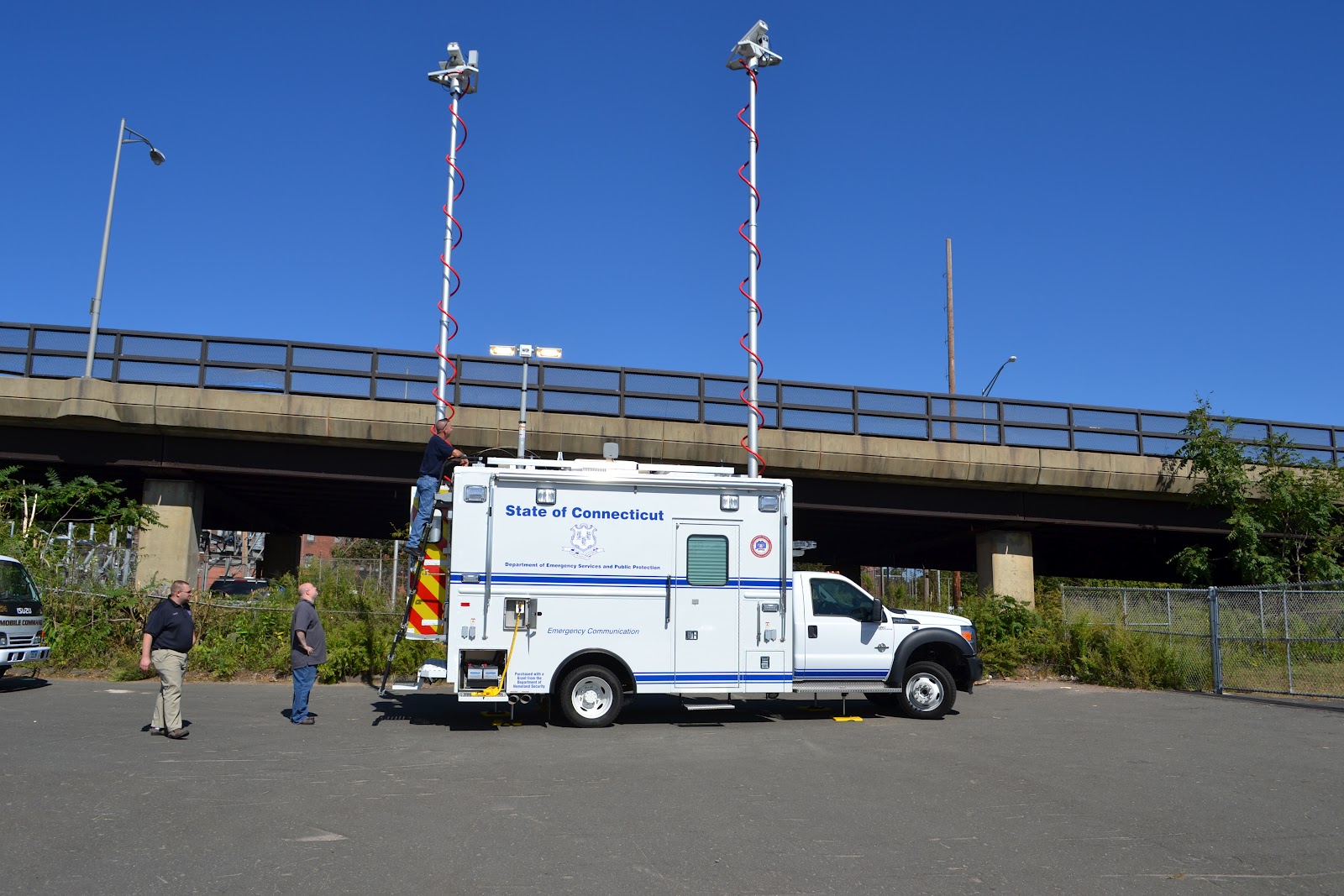SMITTY PICS: State of CT Mobile Communications Vehicle