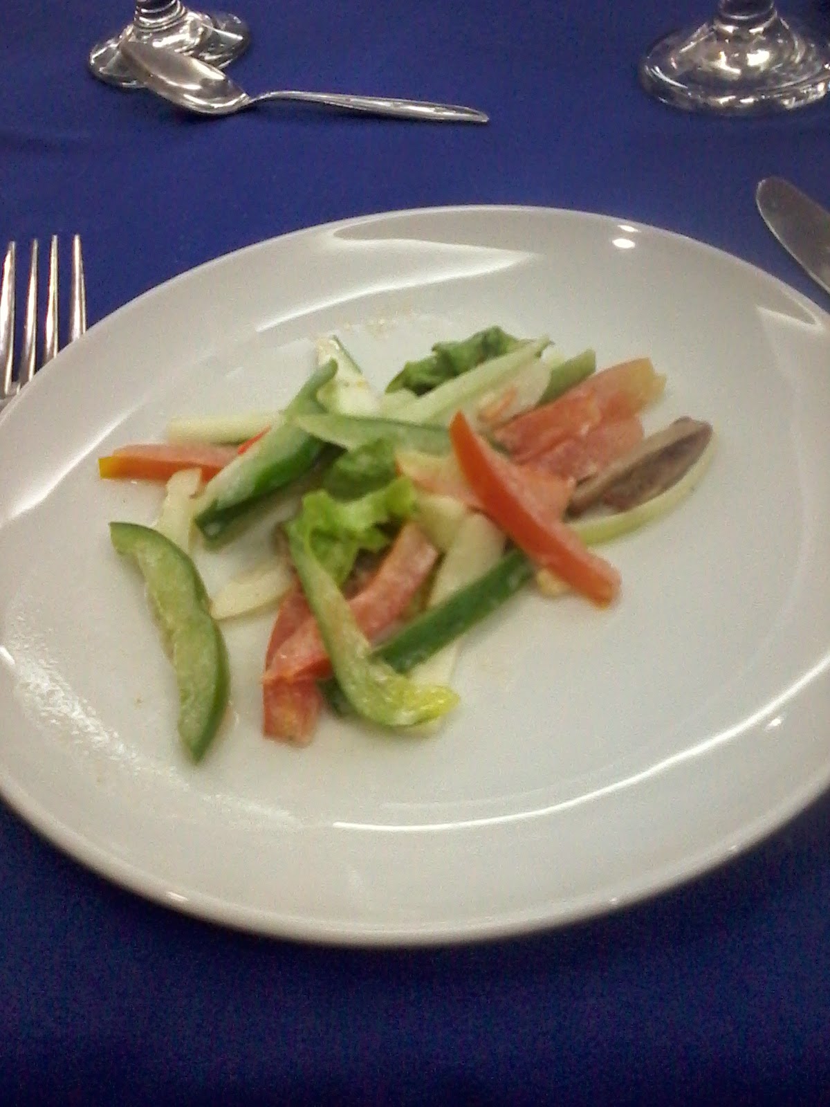 table manner: makanan table manner