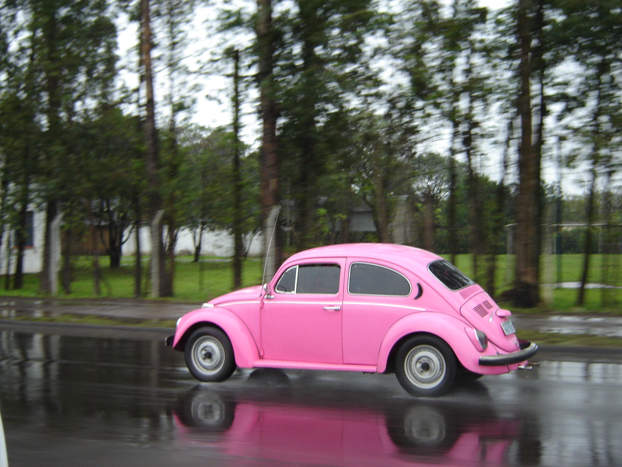 De Tudo E Mais Um Pouco: Fusca Rosa