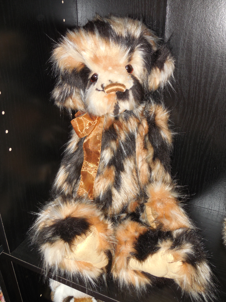 Veni Vidi Dolli: COLLECTION IN DEPTH: Charlie Bears