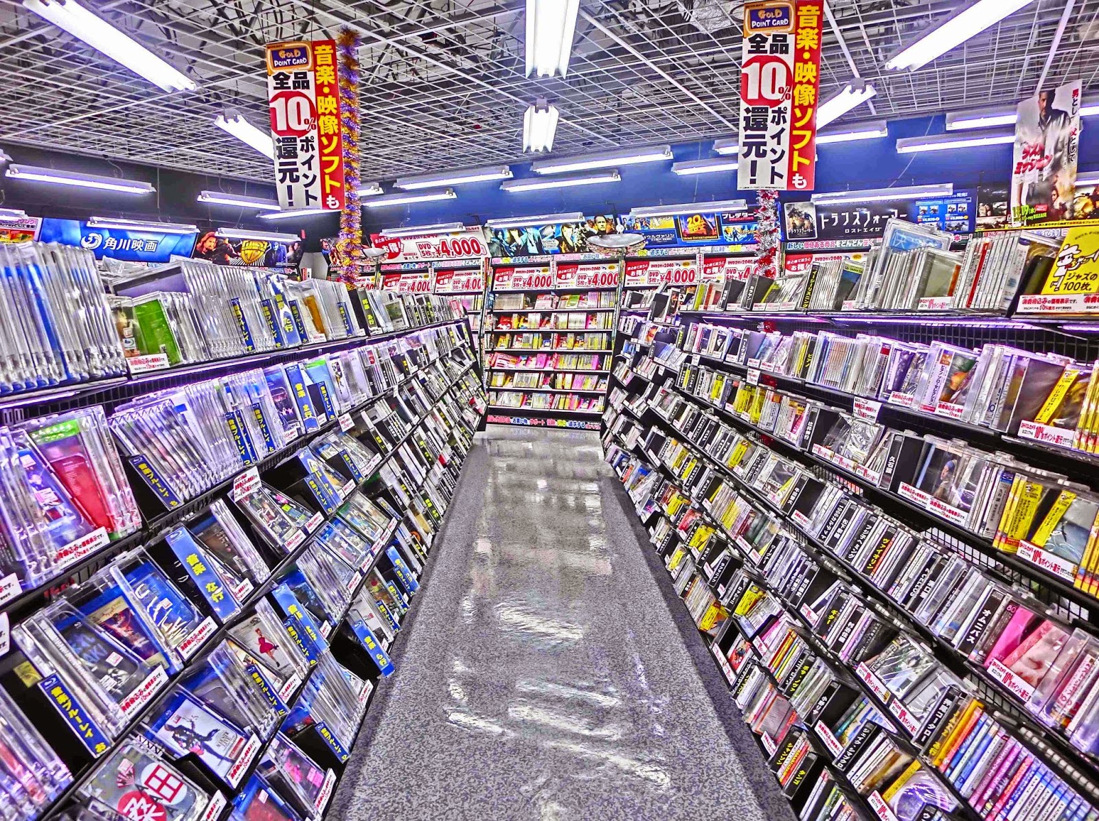 pianomania: TOWER RECORDS LIVES!... IN JAPAN