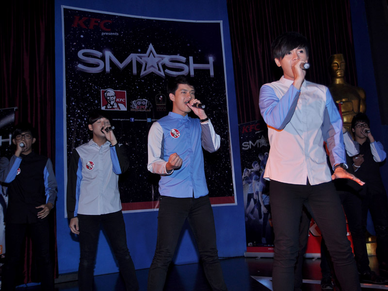 FOTO SMASH BAND TERBARU | Nuansa Brita