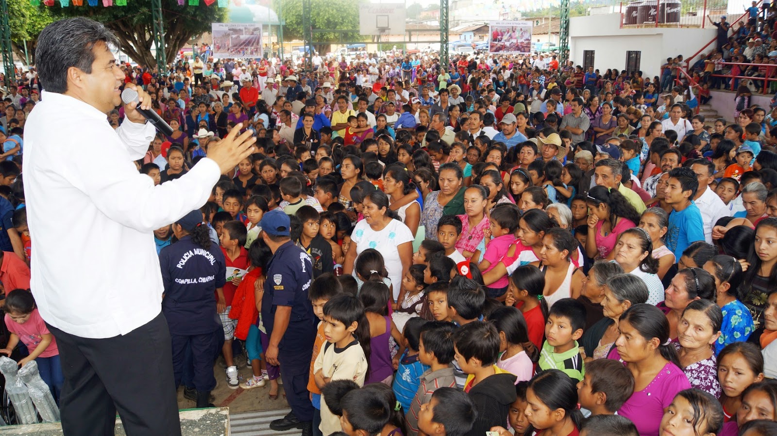 Iglesias y Templos de Coapilla se benefician con la visita de Fundación ...