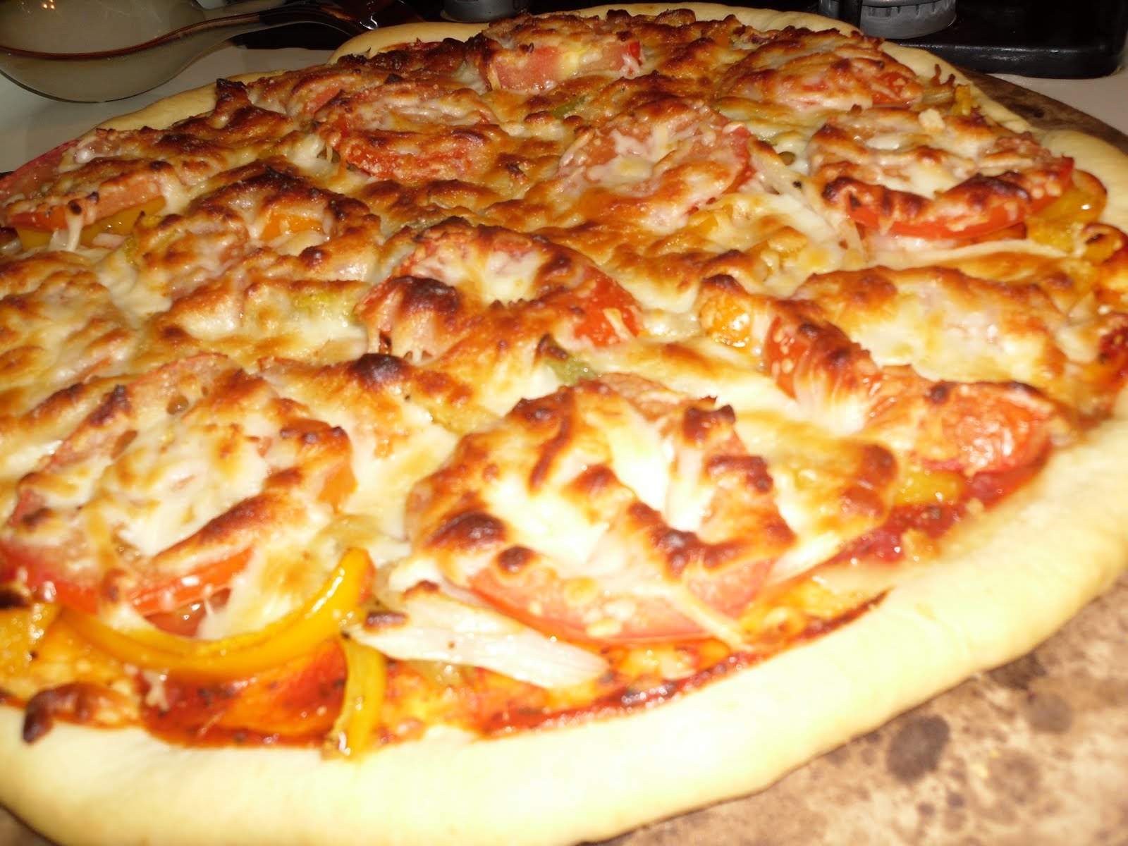 Pinch of Lime: Some Good, Old-Fashioned Pizza