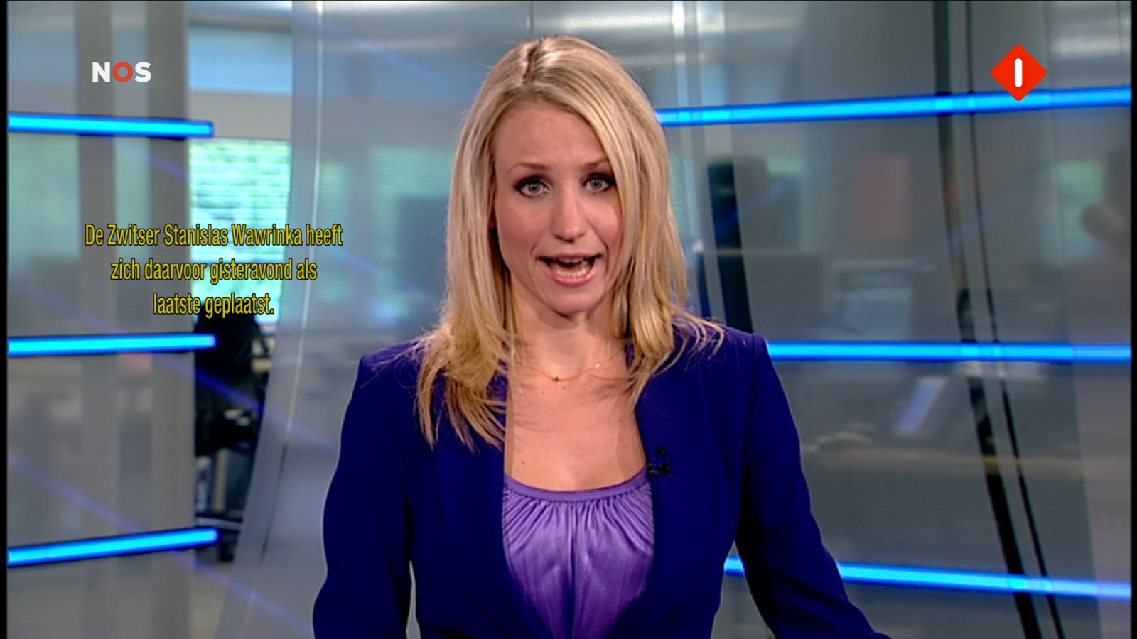 Dionne Stax: Nieuwe NOS Journaal presentatrice Dionne Stax tijdens ...
