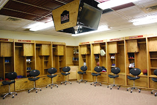 McMurry Basketball: Locker Room Renovation