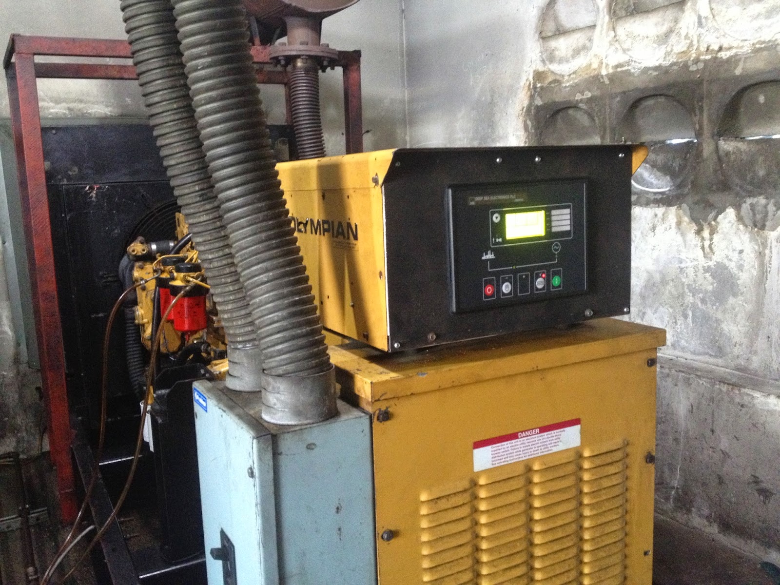 PLANTAS ELECTRICAS Y MAQUINARIAS: Panel Deep Sea Electronic 5110 ...