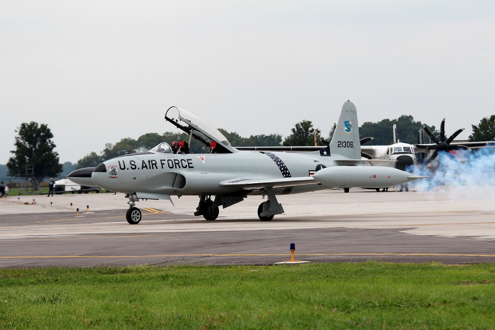 The Aero Experience: Scott AFB Airshow: A Look Back On a Fun Weekend
