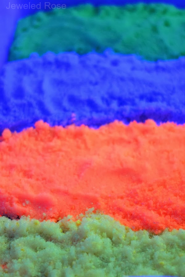 Glow in the Dark Sand Recipe | Growing A Jeweled Rose | Bloglovin’