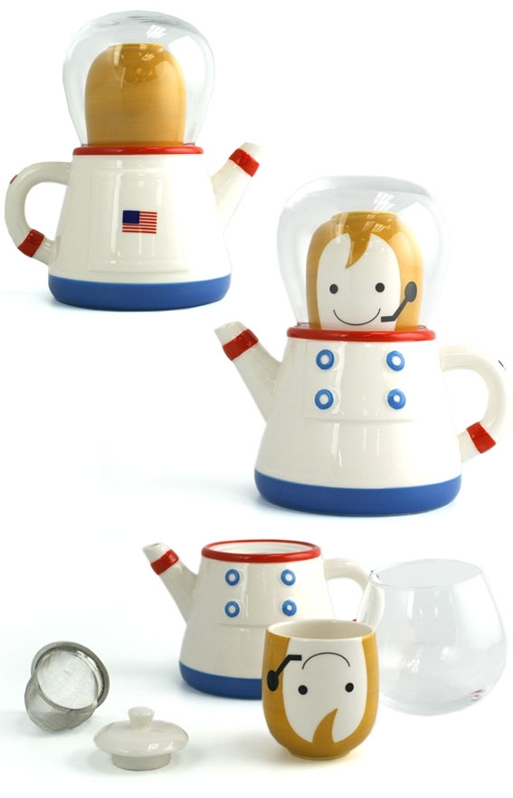 For My Little Monster: Teapot Challenge: Bat-Tea anyone?