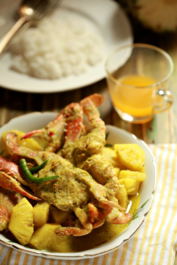Gulai Ketam Dengan Nenas - masam manis