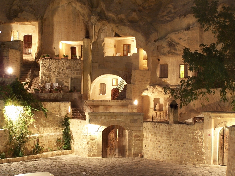 Yunak Evleri, Cappadocia Cave Hotel ~ designcombo