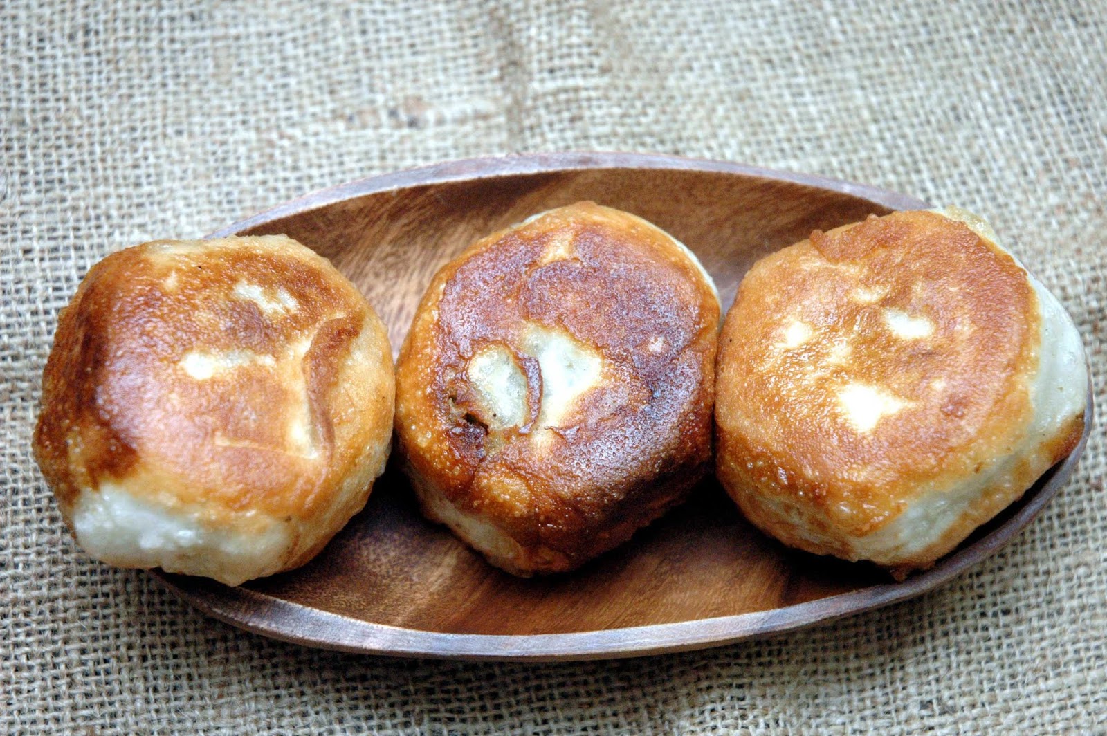 DUDE FOR FOOD: Steamed or Fried? Mantho, Betso-Betso, Cheng Pao and ...