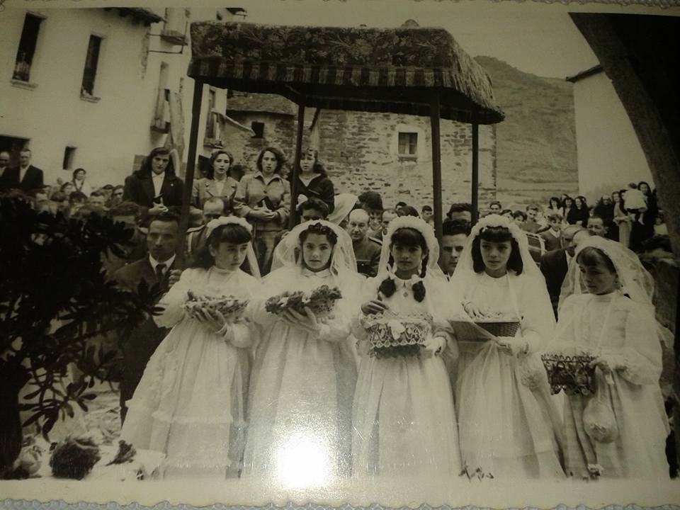 ECHO SIN HACHE: ERMITA DE LA VIRGEN DE ESCAGÜÉS: LA FIESTA DE LAS DONCELLAS