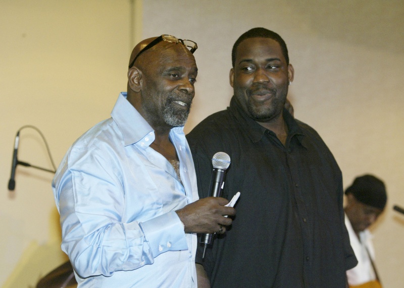 General Bloggers: A must read story of Success - The Chris Gardner ...