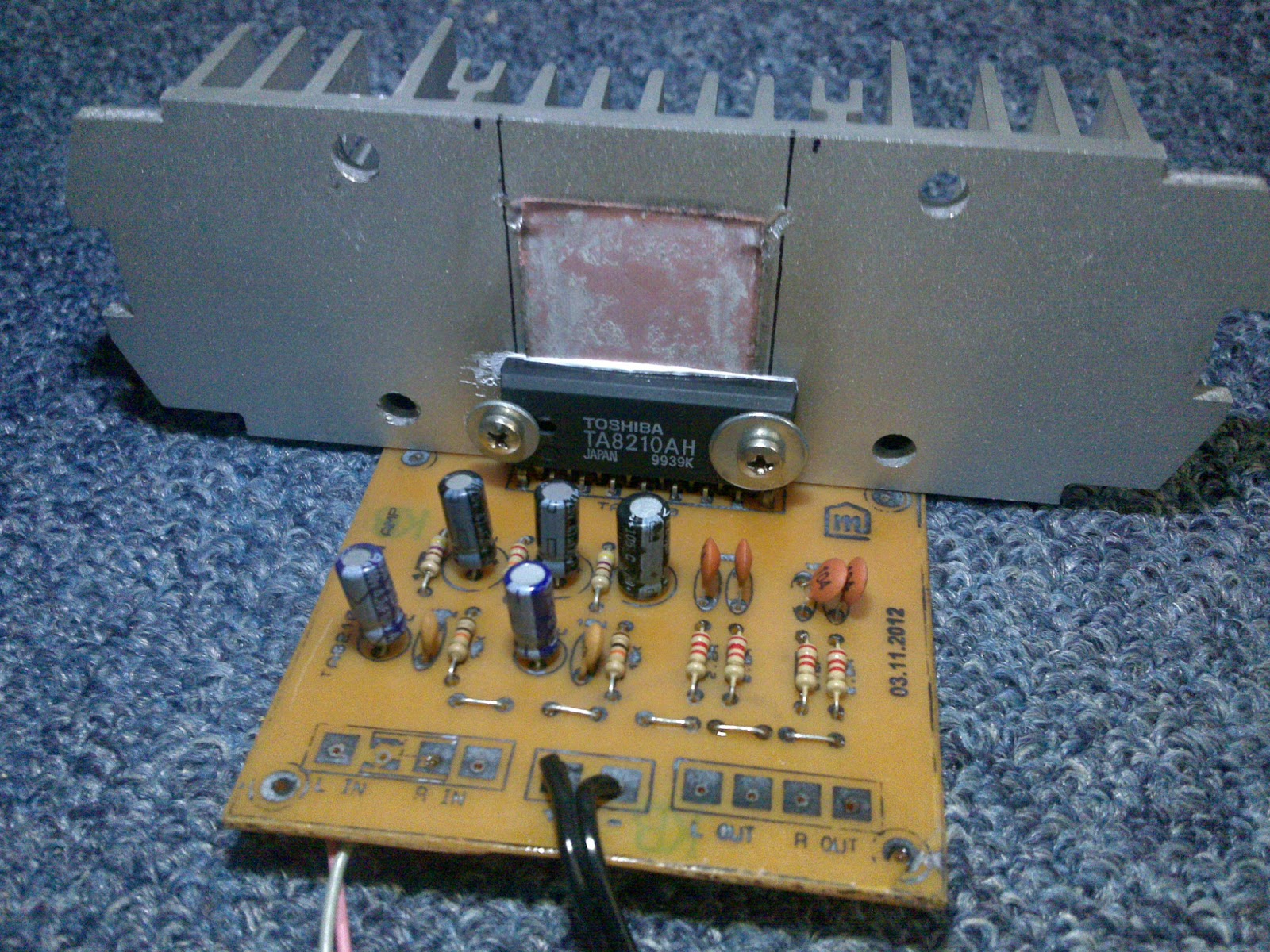 DEVRE ARŞİVİM: TA8210 2x20WATT AMPLİFİKATÖR