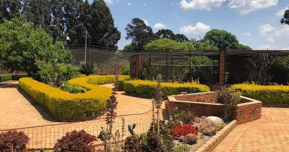 Zoo Jobs: Curator of Birds