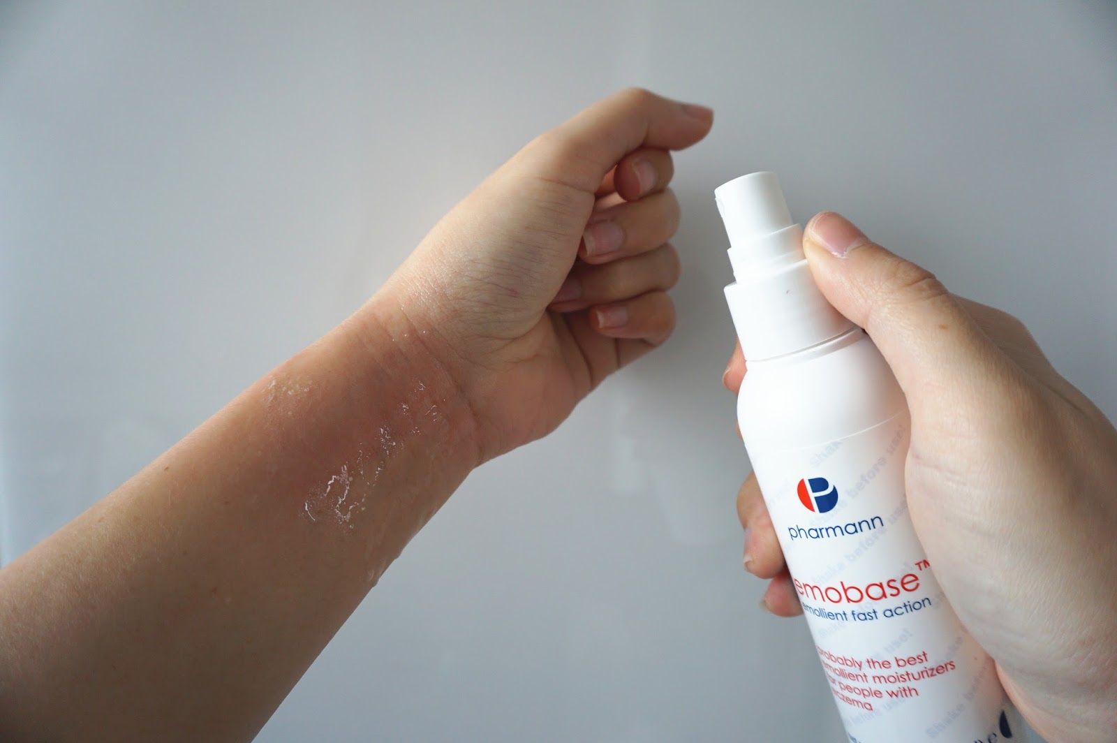 *: 濕疹痕癢乾燥紅腫都Bye Bye之一 – pharmann Emobase Fast Action Spray