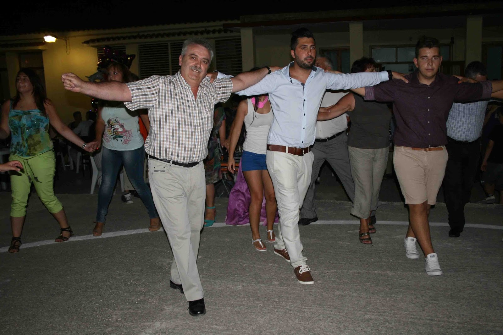 ΒΟΡΕΑΣmagazin: ΜΠΑΜΠΑΣ ΚΑΙ ΓΙΟΣ, ΔΗΜΗΤΡΗΣ ΚΑΙ ΣΤΑΜΑΤΗΣ ΚΑΖΑΝΤΖΗΣ ...