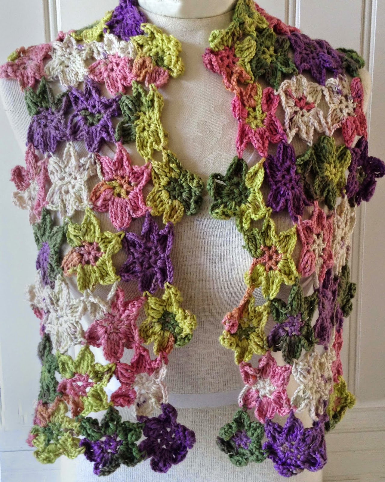 A Whole New Premier: Flower Fall Shawl