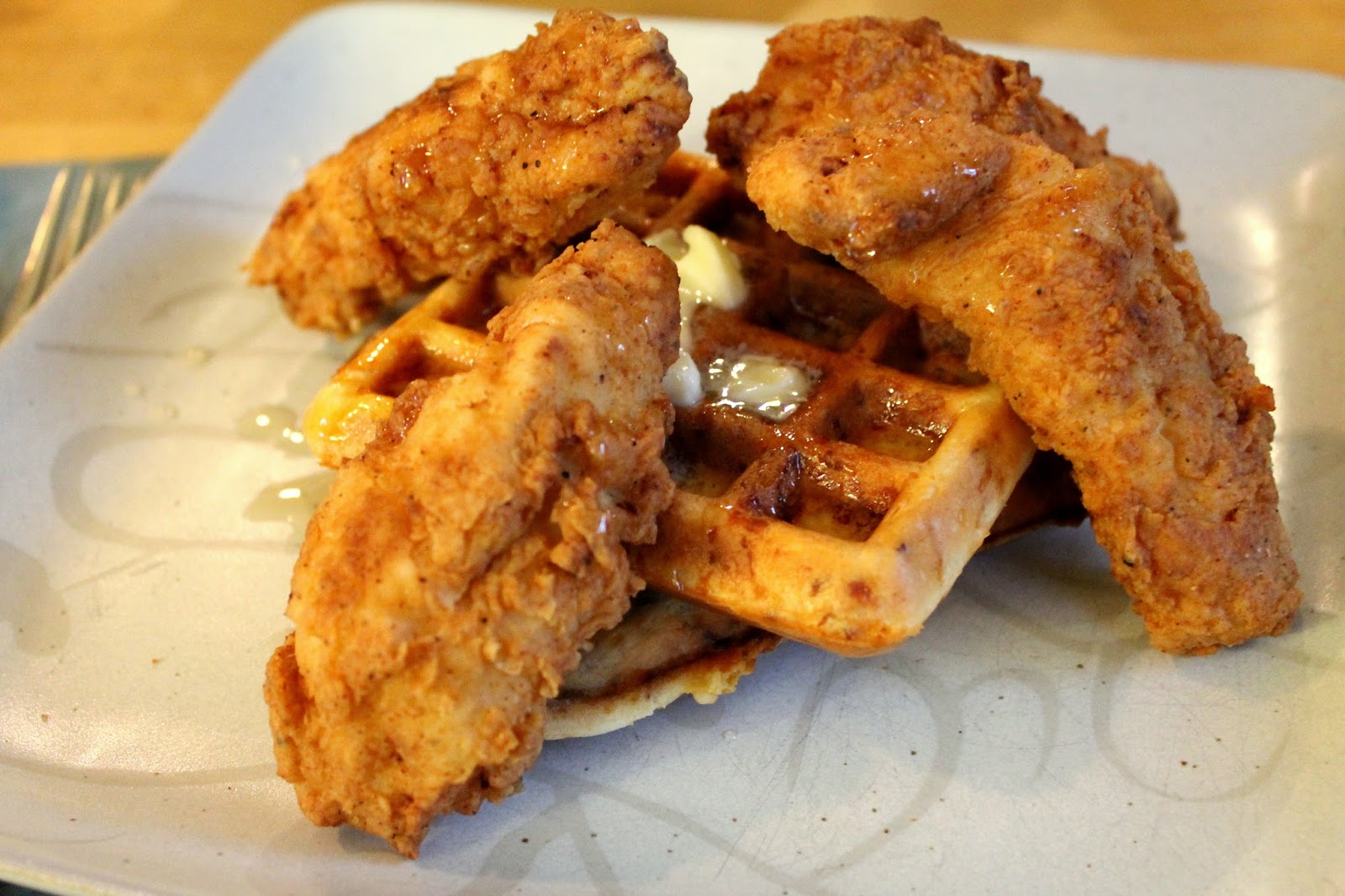 Chicken and Bacon Cheddar Waffles for Music Inspired #SundaySupper | I ...