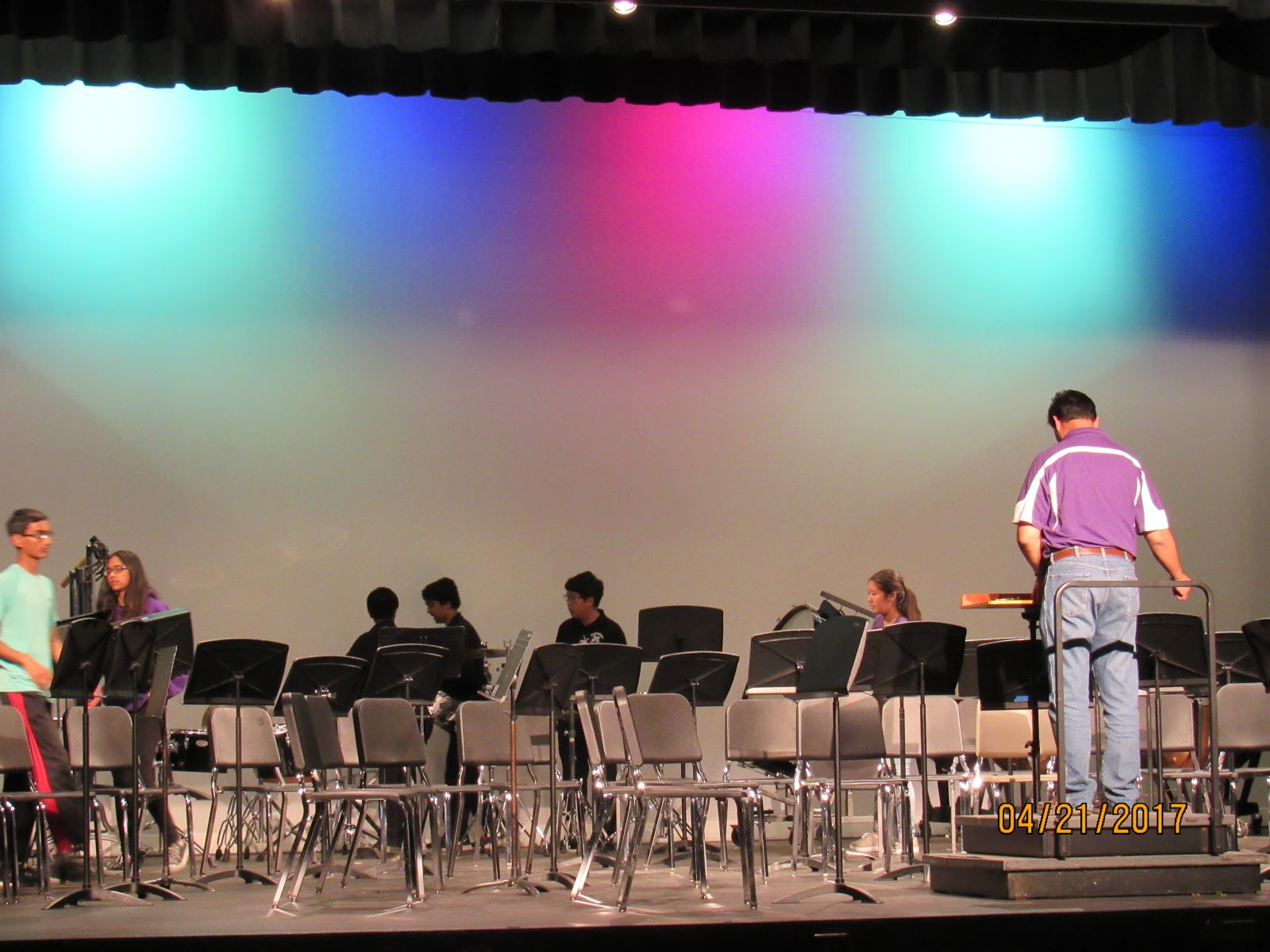 Happy Family: 嘻嘻學校弦樂課參加CMEA Festival