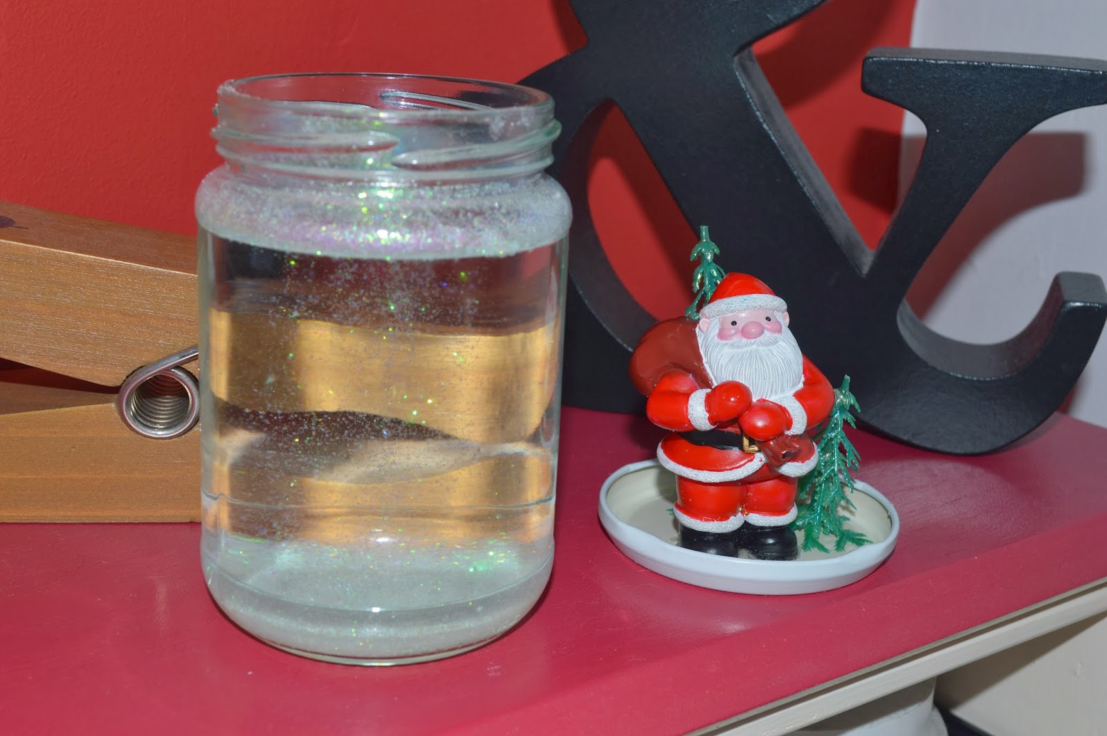 ...crafts: make a jam jar snow globe | To Become Mum