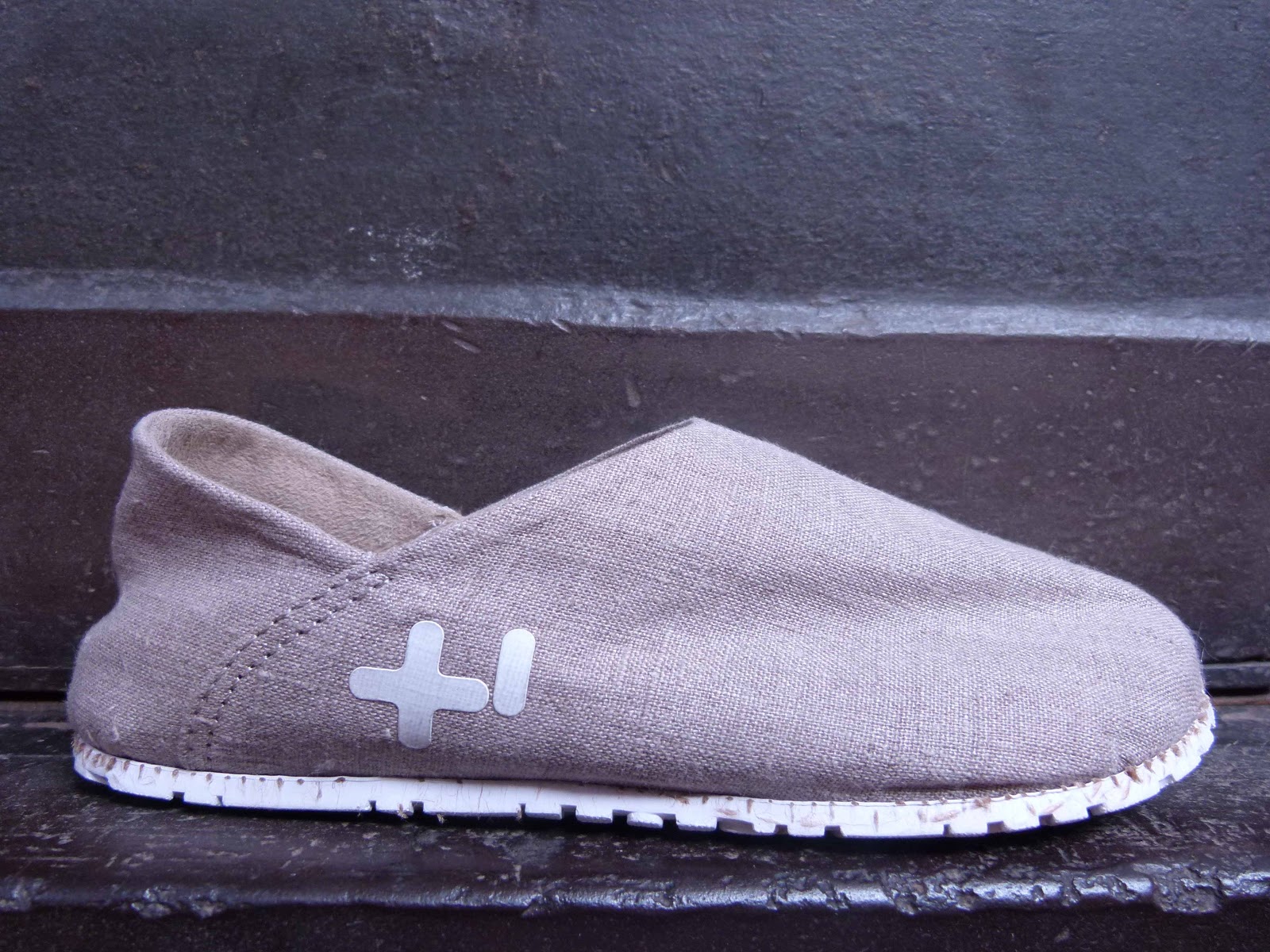 Blossom Everyday: introducing...OTZ shoes!