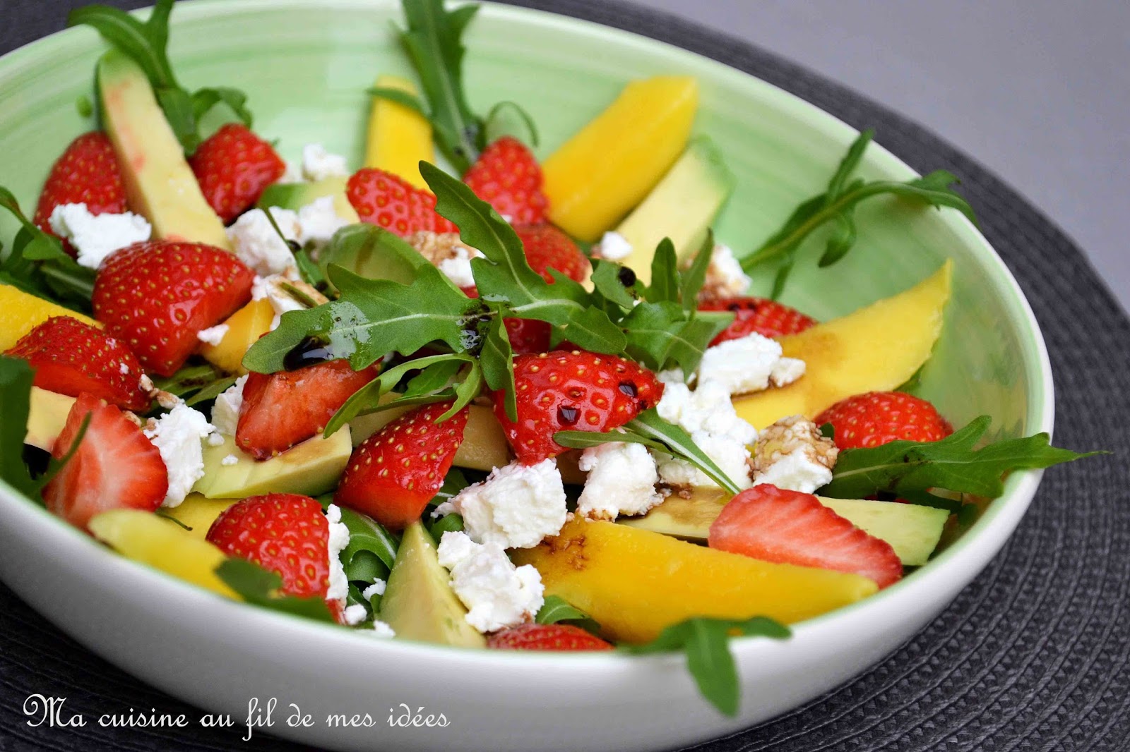 Ma cuisine au fil de mes idées...: Salade de mangue, avocat et fraises ...