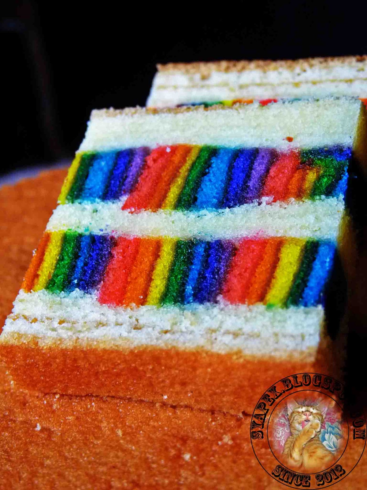 syapex kitchen: Kek Lapis Pelangi dan Selamat Hari Raya Aidilfitri