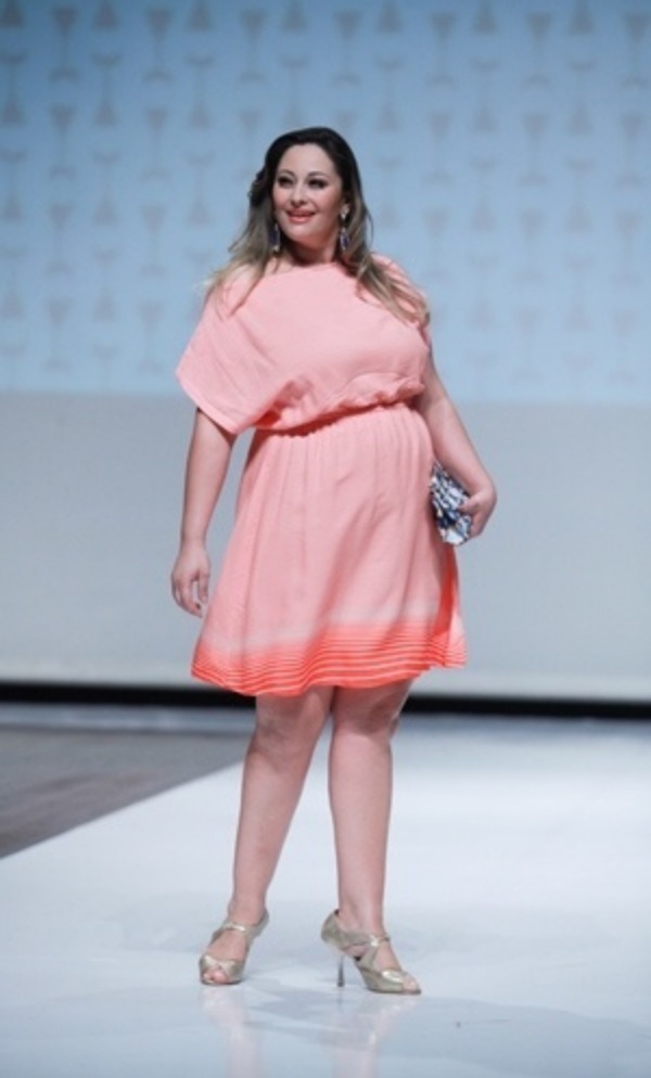 Marri Gattô - Deslizando nas curvas da mulher brasileira.: Desfile ...