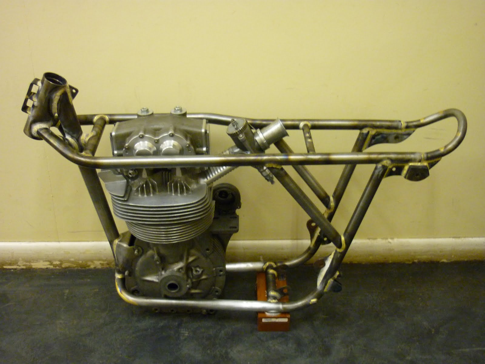 Yorkshire Ferret: Making progress on Joe Potts’ Desmo