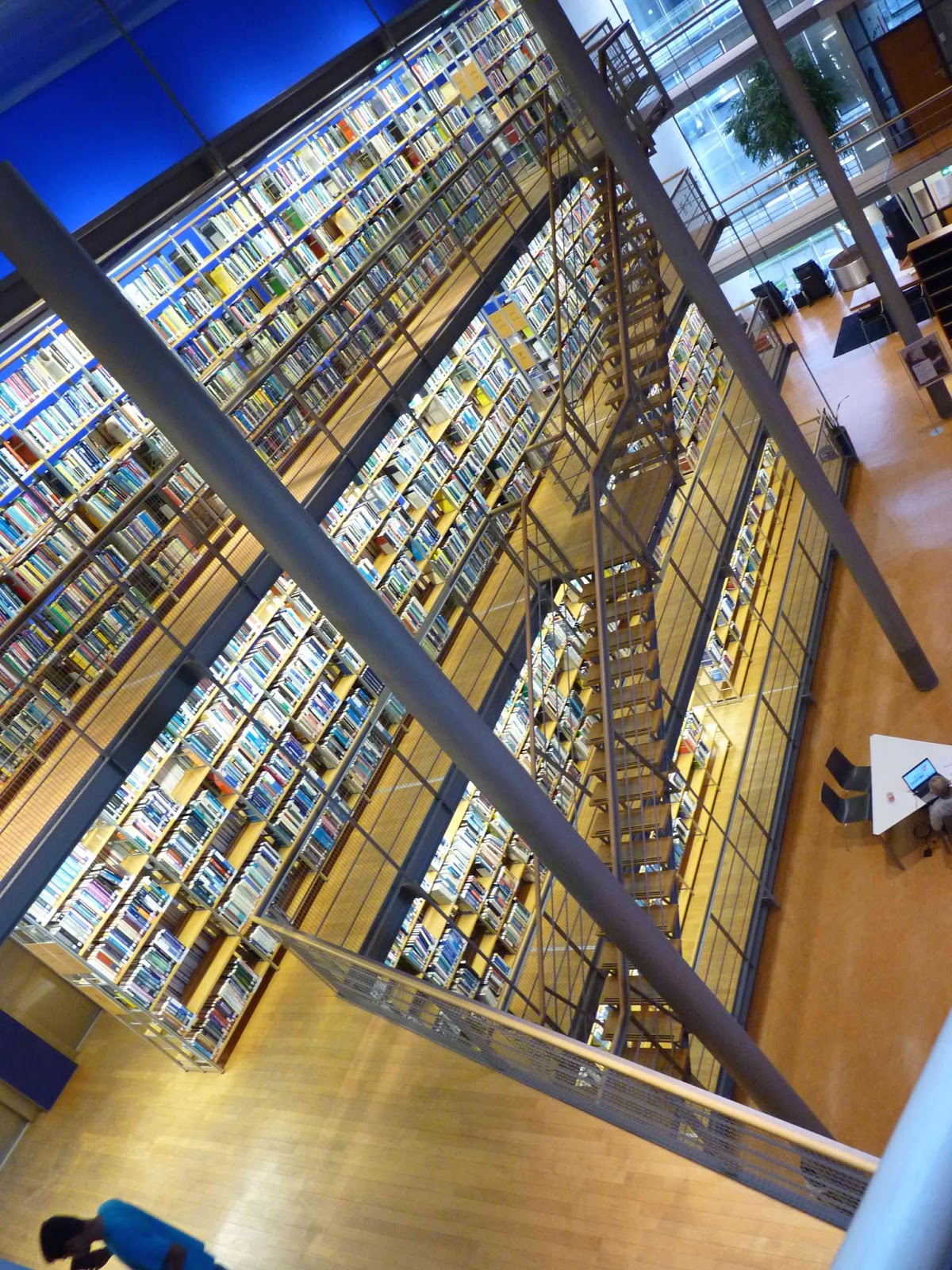 Recursivity: Library at TU Delft