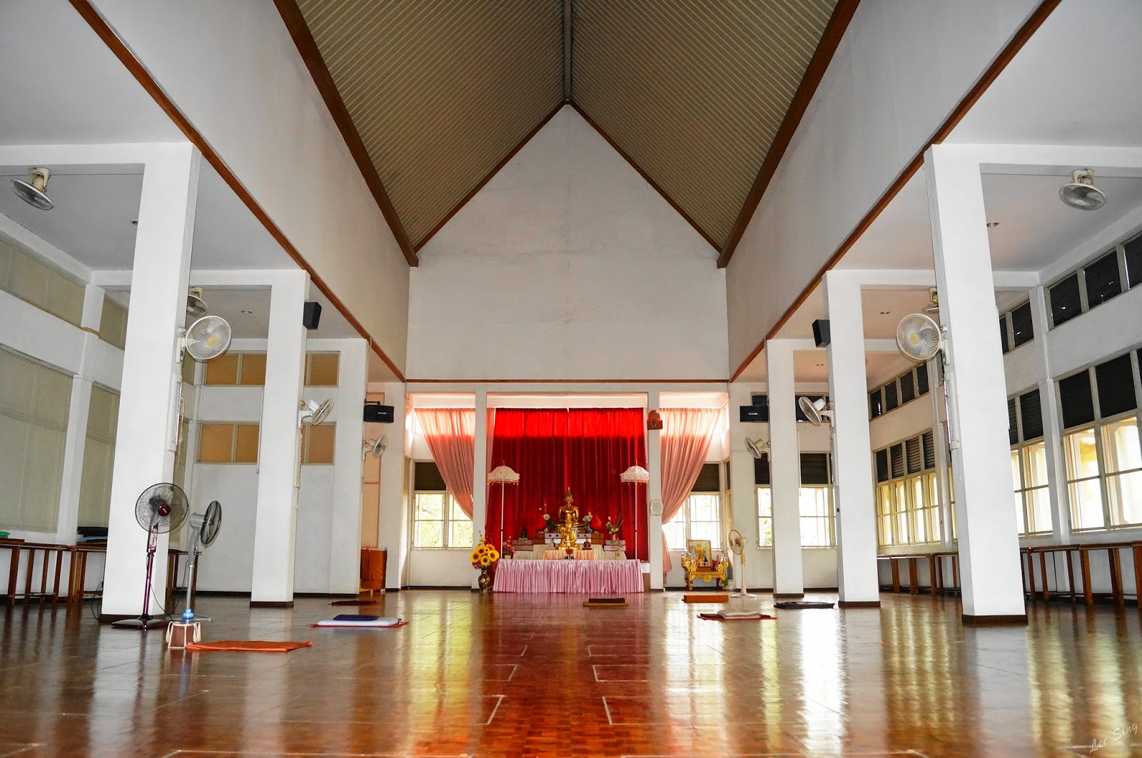 Malaysian Buddhist Meditation Centre: About MBMC