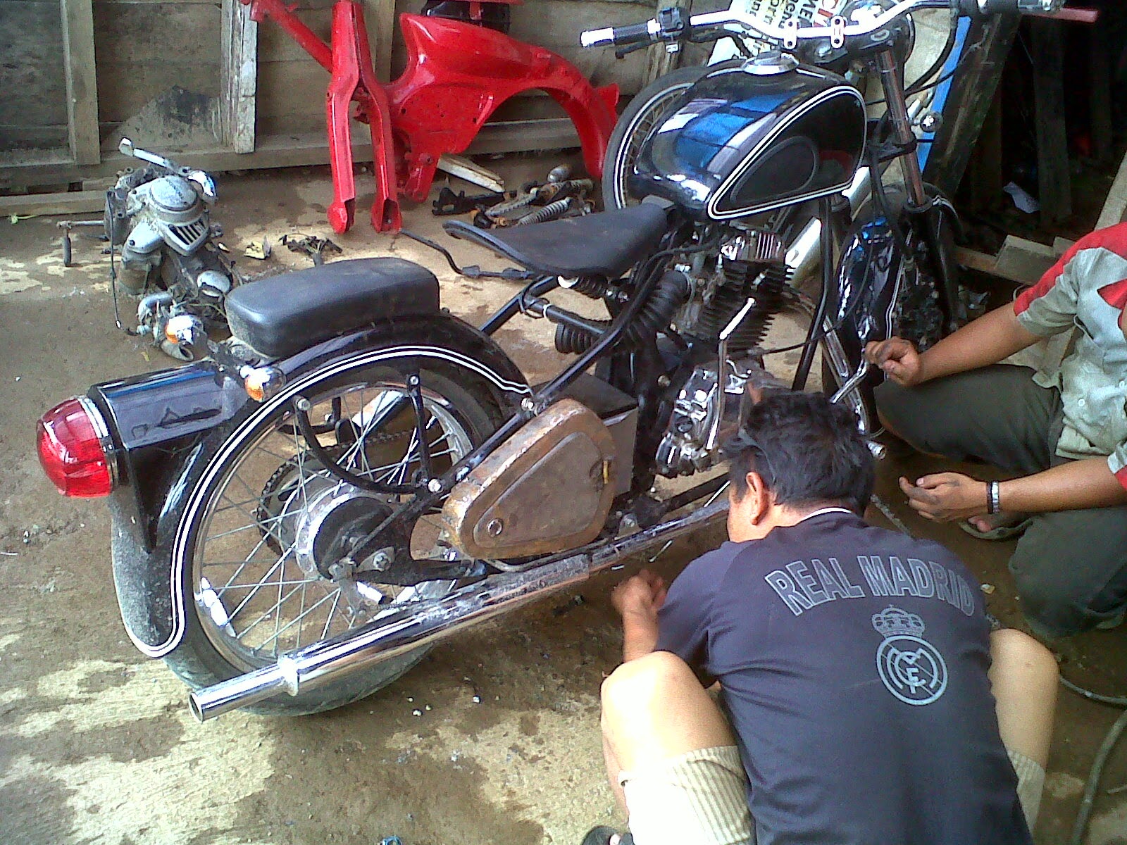 Bengkel Custom Motor Matic | Customotto