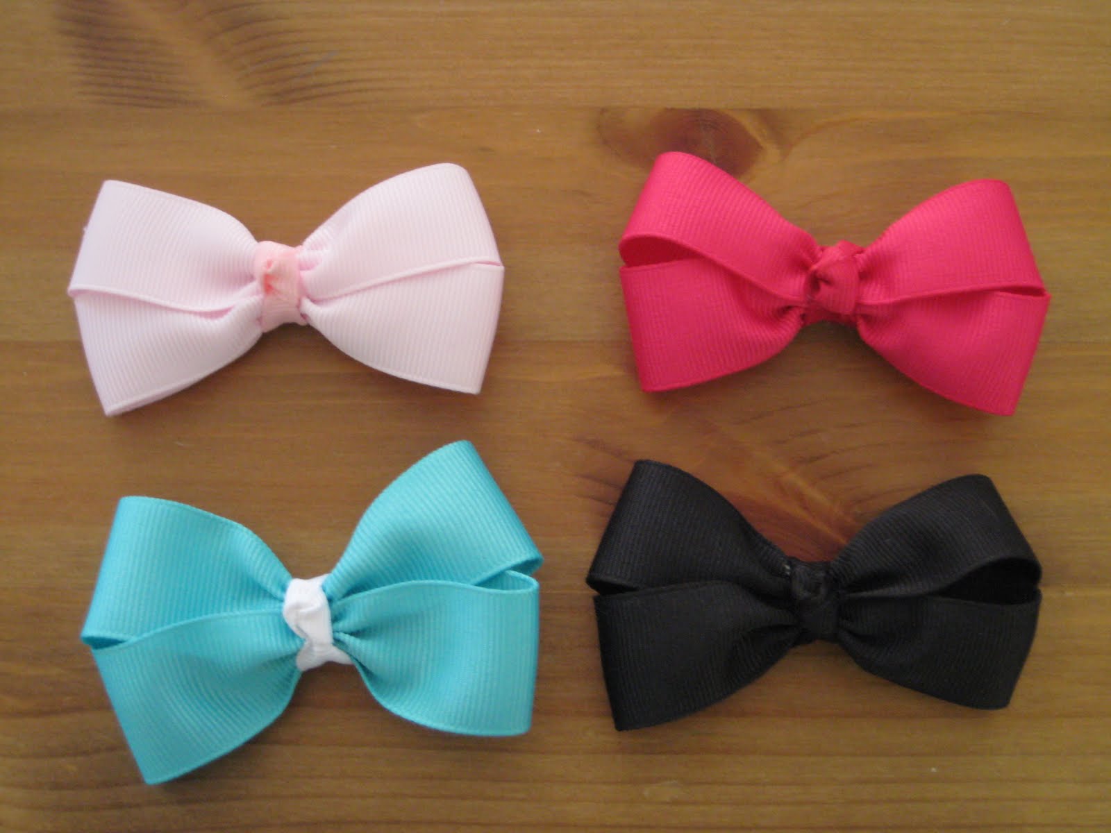 Lily Luv Creations: Basic Double Loop Bows