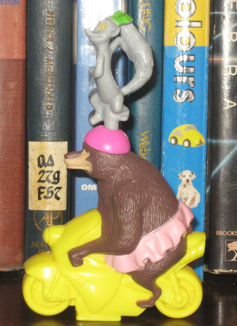 Percy's World of Toys Series 2: 3899-3900. King Julien and Sonya the Bear