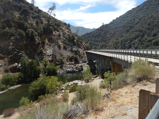 Hike With Chris!: #25 - Seven Teacups via Kern River Trail (3C III)
