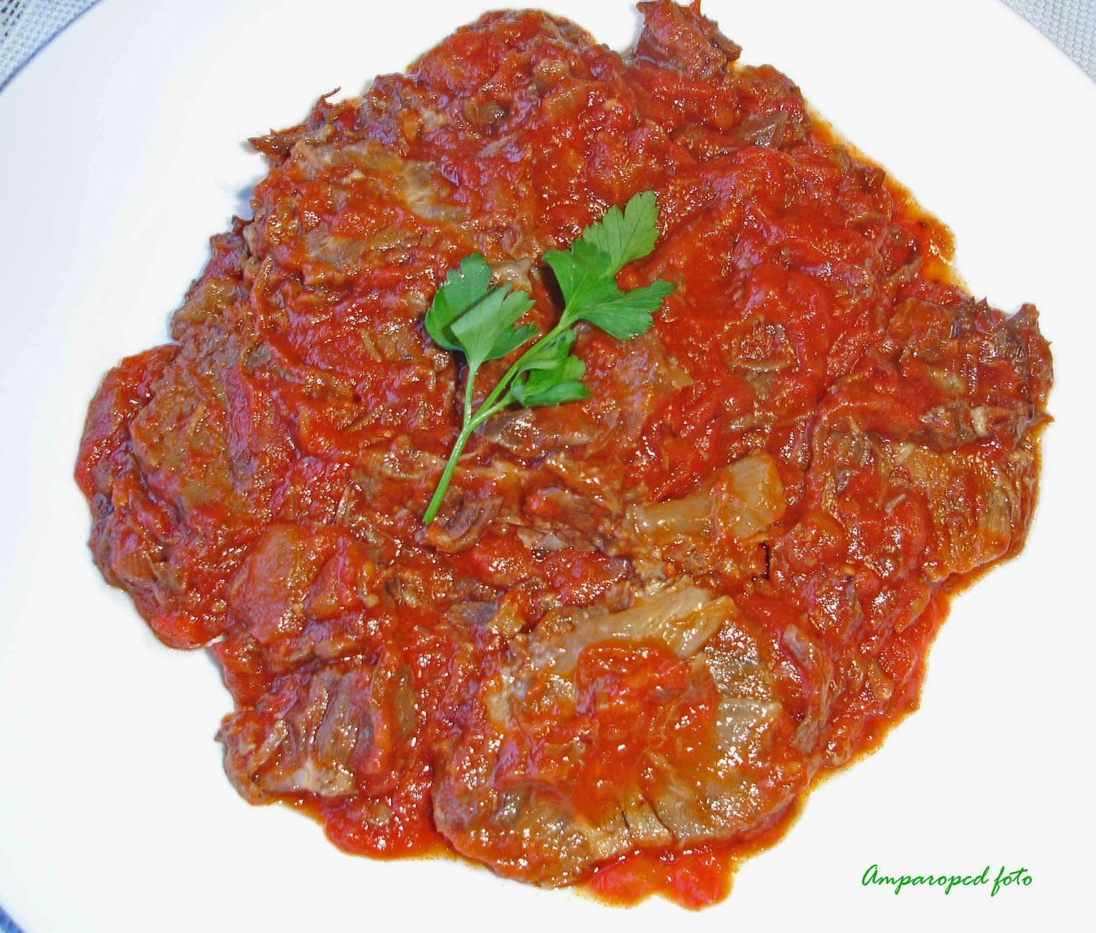 Cocinando en casa: Carne con salsa de tomate casera