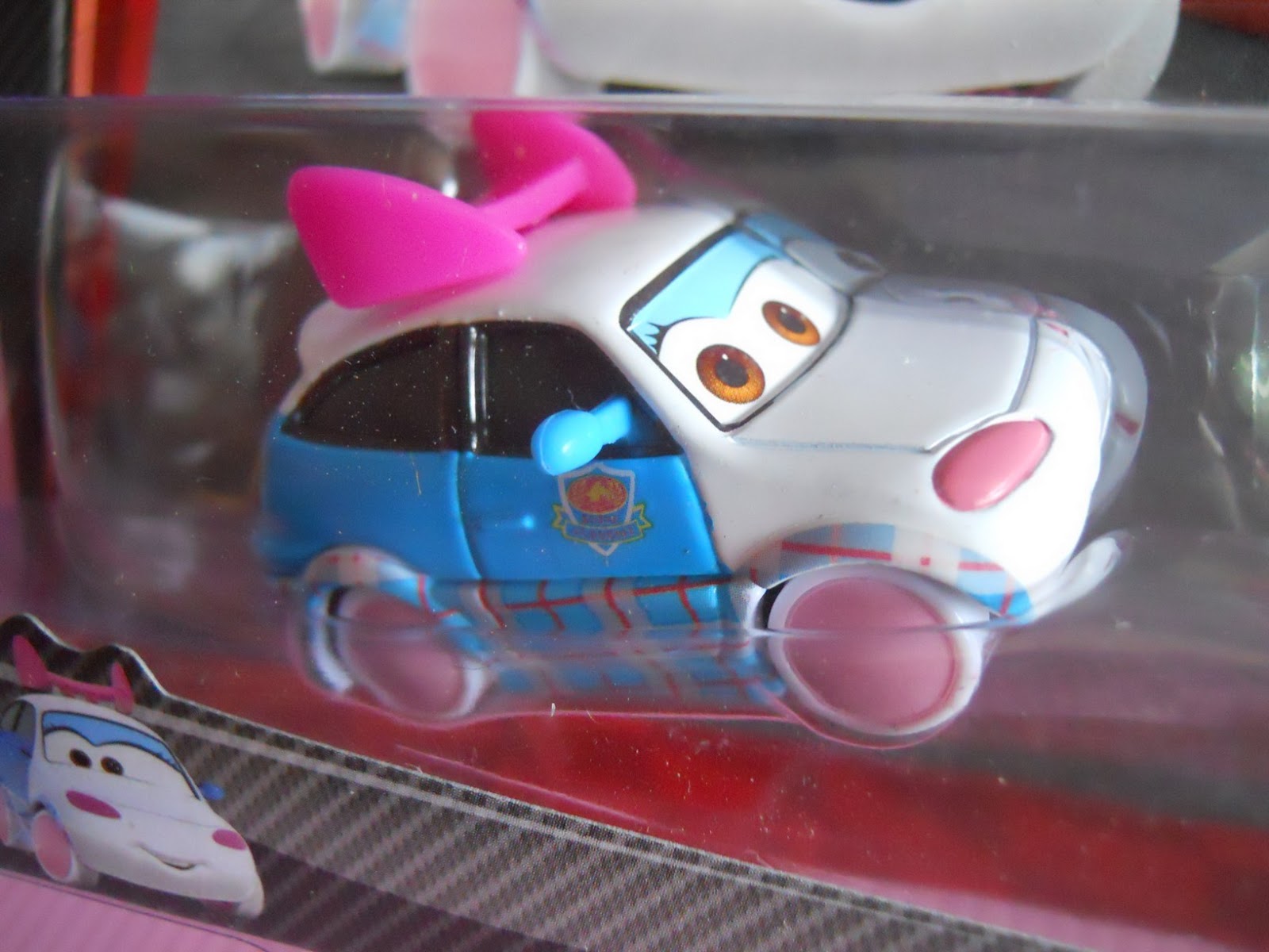 Dexters Diecasts (DexDC): Disney PIXAR CARS 2 ~ #44 SUKI