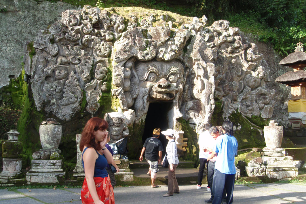Bali Temples: Goa Gajah Temple