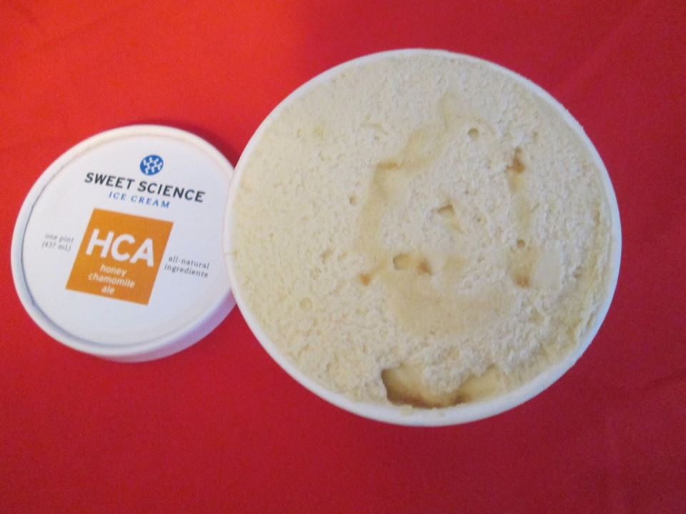 David's Ice Cream Reviews: Sweet Science - Honey Chamomile Ale