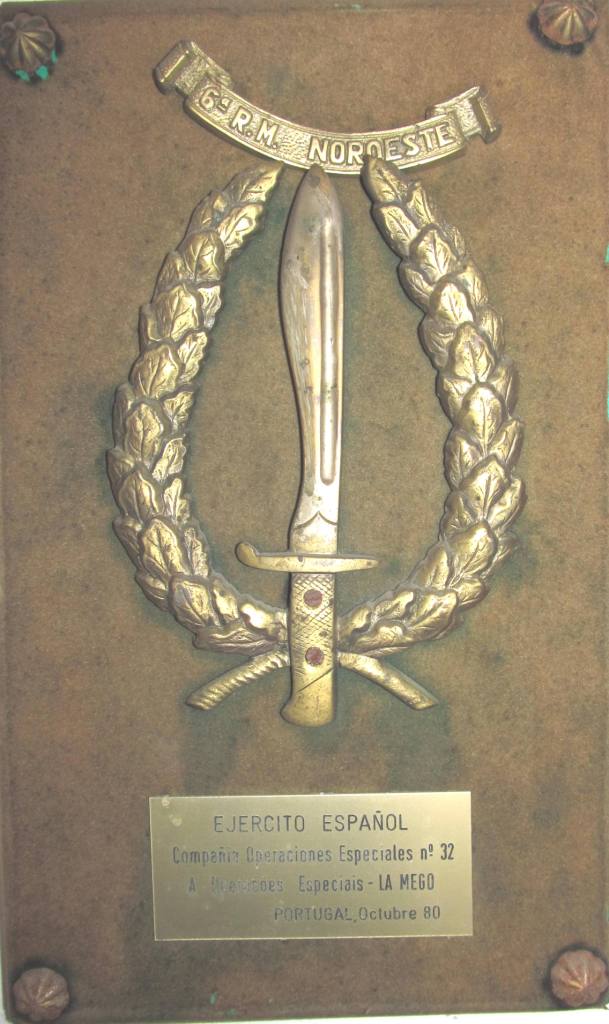 RANGERS & COISASDOMR: M522 - Museu do CTOE - Brasões e Distintivos 3 ...